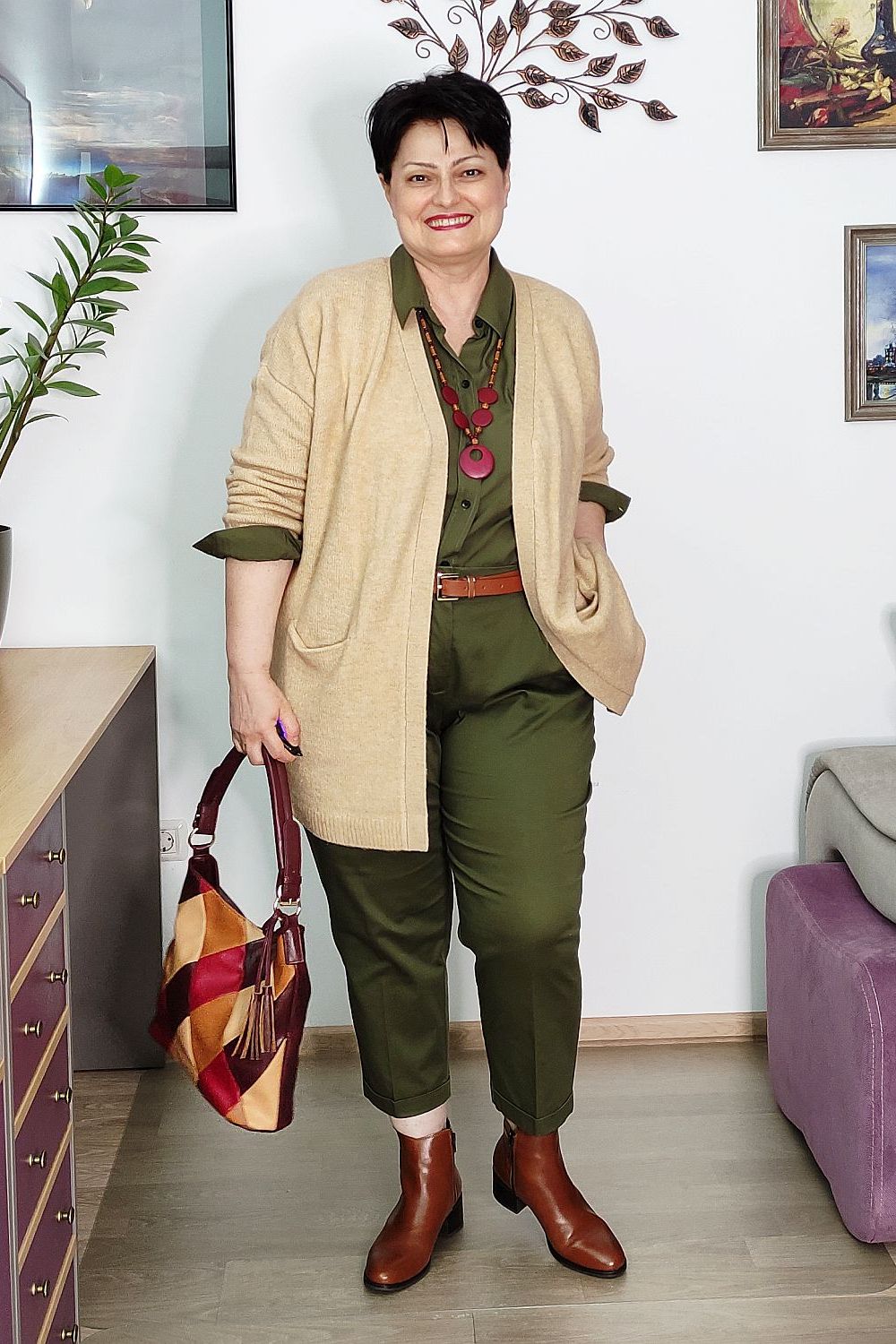 Ce se poartă – verde olive - Maxine Over 50